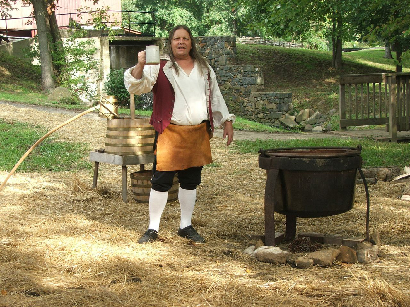 Colonial Reenactor Stirs it Up at Brewfest | Historic Odessa Brewfest